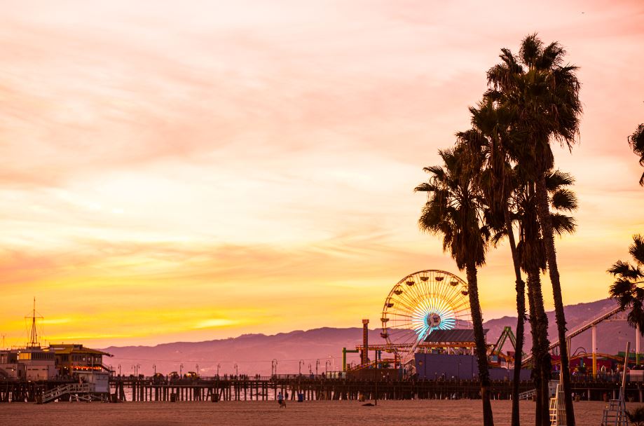 The 9 Best Los Angeles Beaches - Neighbor Blog