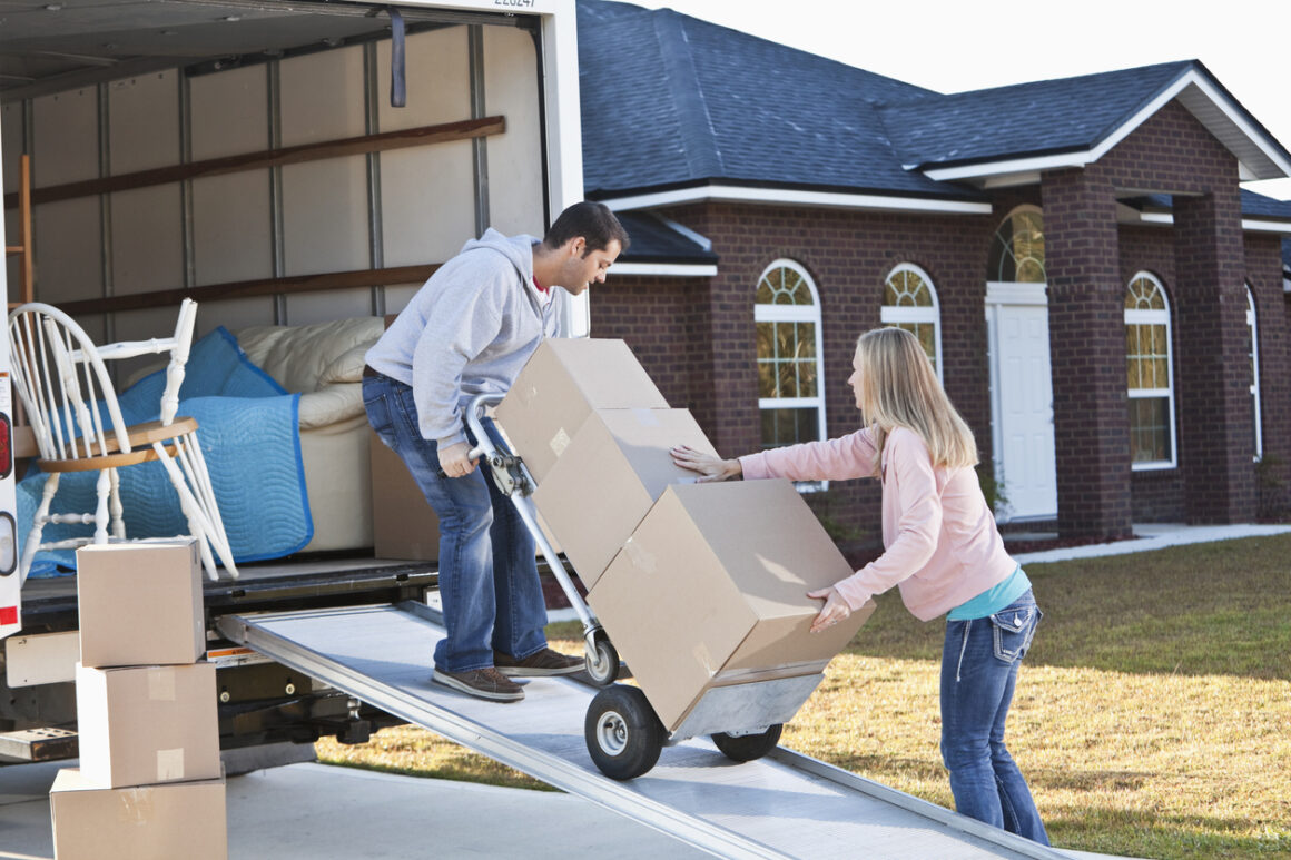 The Ultimate Guide to DIY Moving - Neighbor Blog
