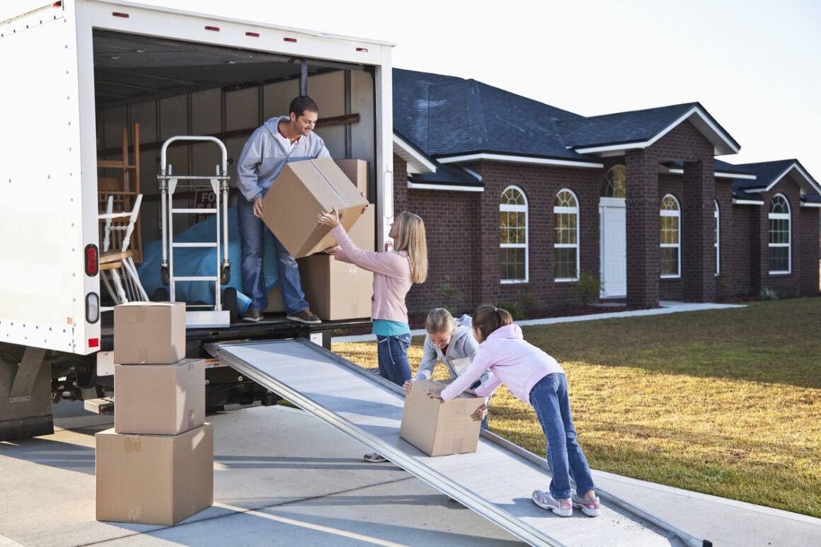 How to Load a Moving Truck (And 7 Items You Should Leave Out ...