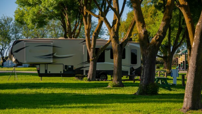 A Guide to RV Sizes/RV Dimensions - Neighbor Blog