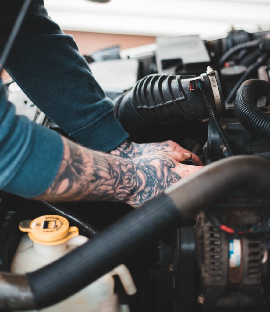 What Is a Trickle Charger and How to Use It - Neighbor Blog