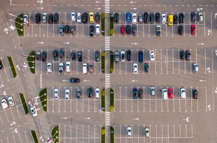 A Guide to Parking Lot Signage: 10 Parking Signs That Are Required by ...