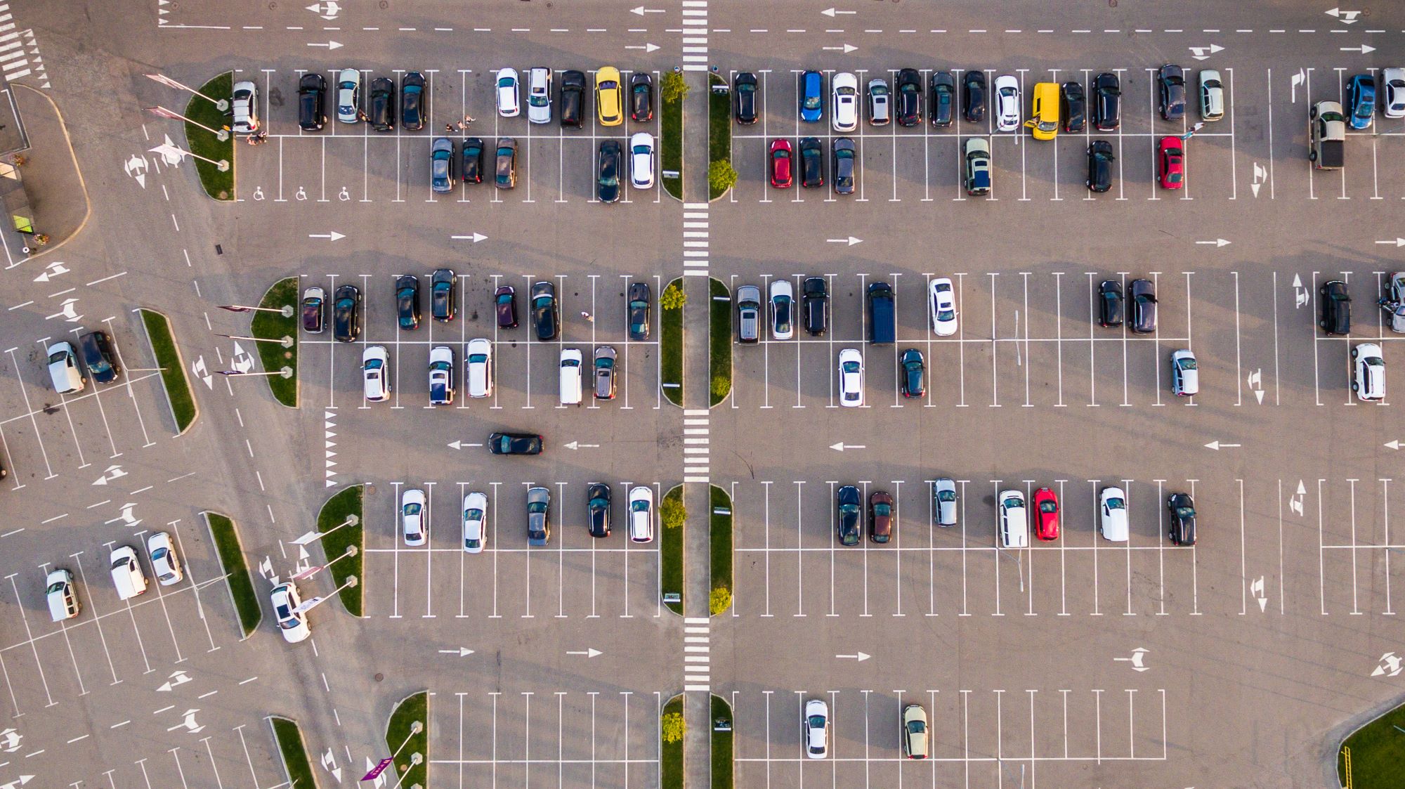 A Guide on How to Buy a Parking Lot - Neighbor Blog