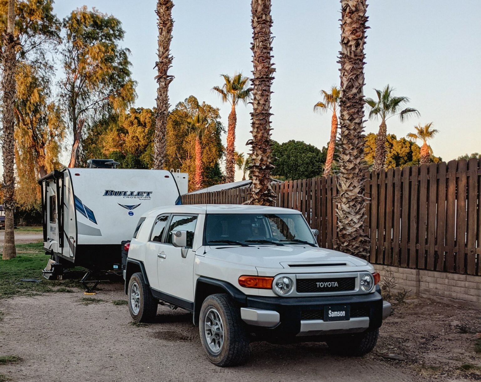 Parking Trailer on Sloped Driveway Safely: The How-to Guide - Neighbor Blog