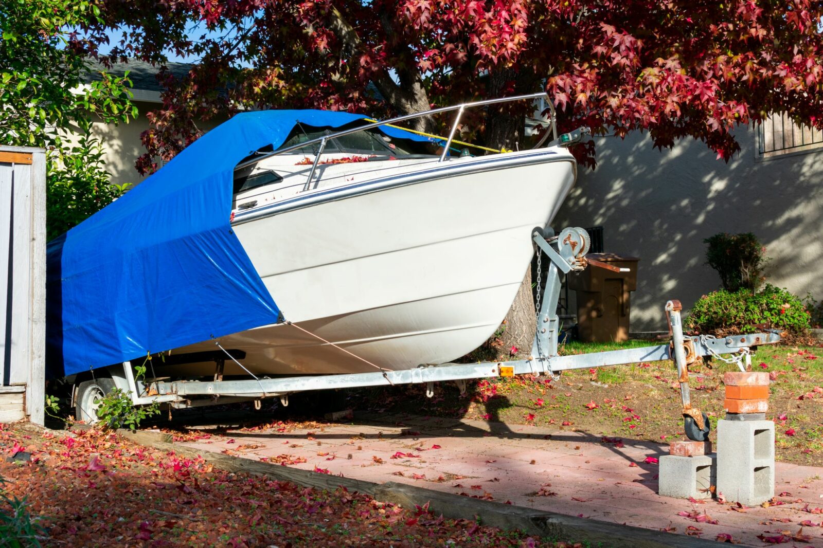 How to Cover a Boat with a Tarp - Neighbor Blog