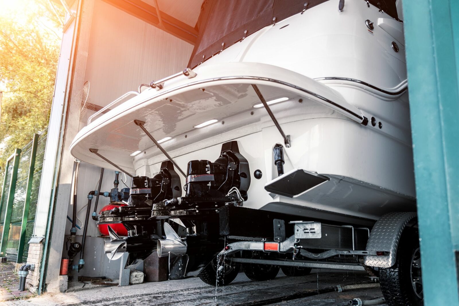How Tall Is a Boat on a Trailer? A Comprehensive Guide - Neighbor Blog