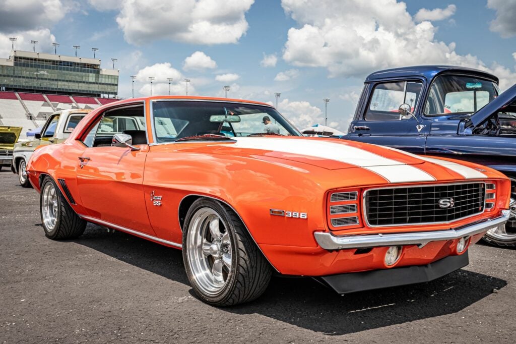 The 6 Best Classic Cars to Restore By Yourself - Neighbor Blog