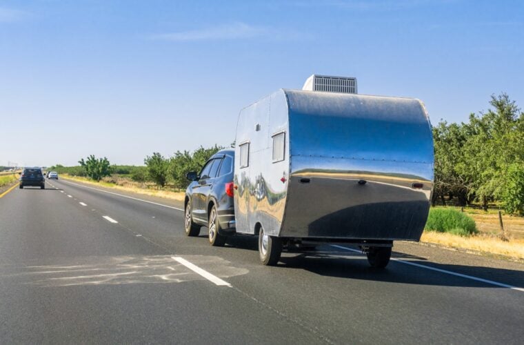 Essential Guide to the Different Types of Trailer Hitches - Neighbor Blog