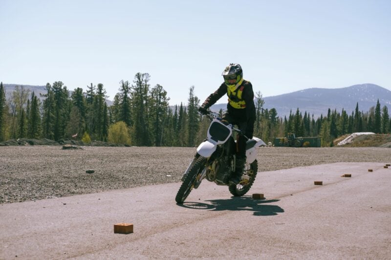 Best Dirt Bikes for Beginners to Start Riding - Neighbor Blog