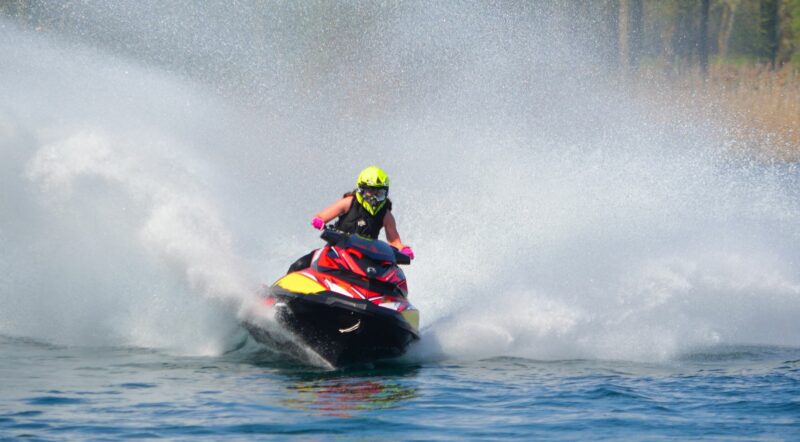 How to Ride a Jet Ski: 13 Tips for Beginners - Neighbor Blog