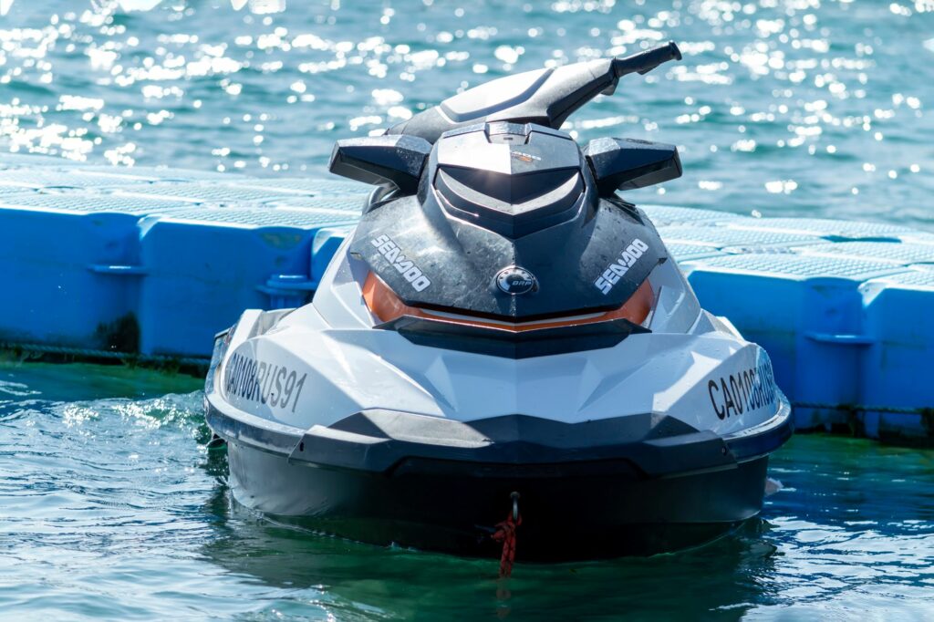 How Much Does A Jet Ski Weigh? - Neighbor Blog