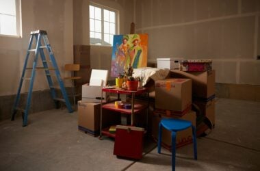 Moving Back Home: 14 Survival Tips for Living With Your Parents as an ...