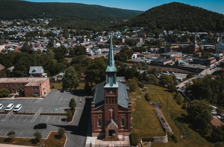 Self Storage Investment 101: How to Invest in Self Storage (and Benefit ...