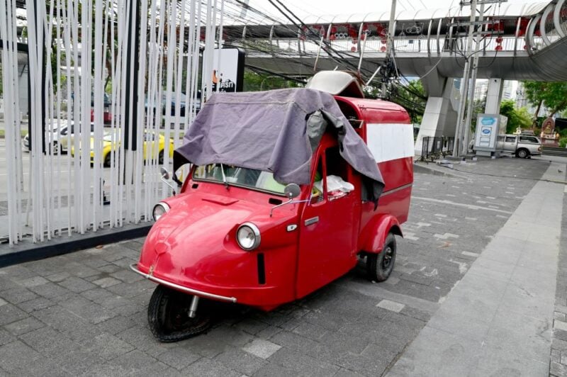 The 5 Coolest Three-Wheel Cars to Own - Neighbor Blog