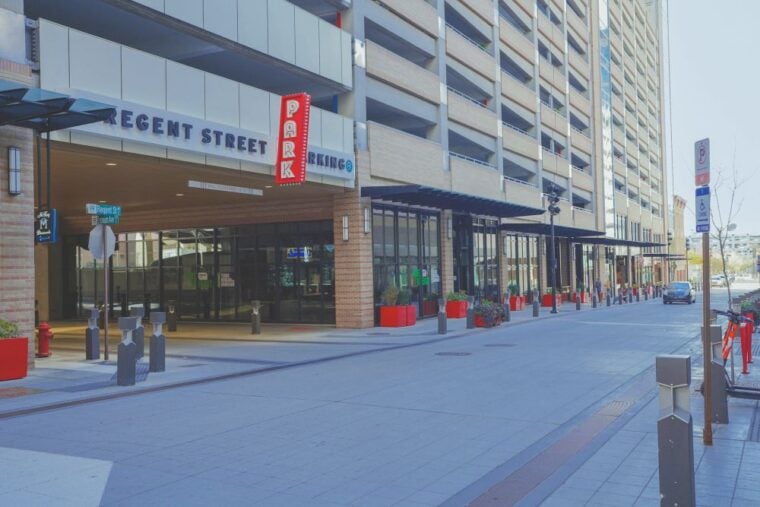 A Guide to Amenity Fees: Why You Should Charge for Amenities Like Valet ...